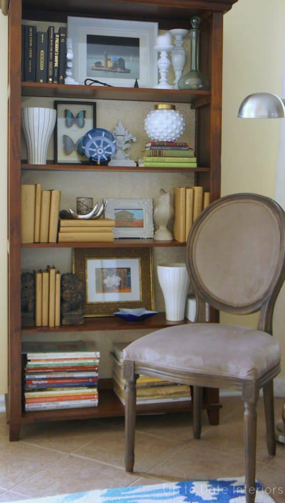 An Easy and Cheap Bookcase Makeover without Paint