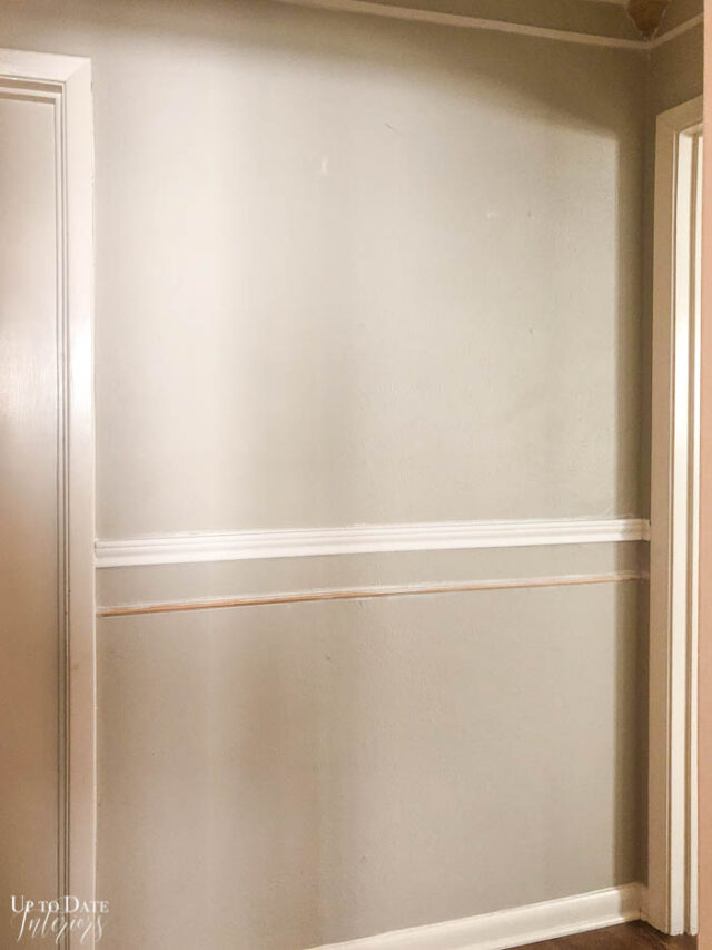 What are Dado Rails and How to Use Them in the Hallway